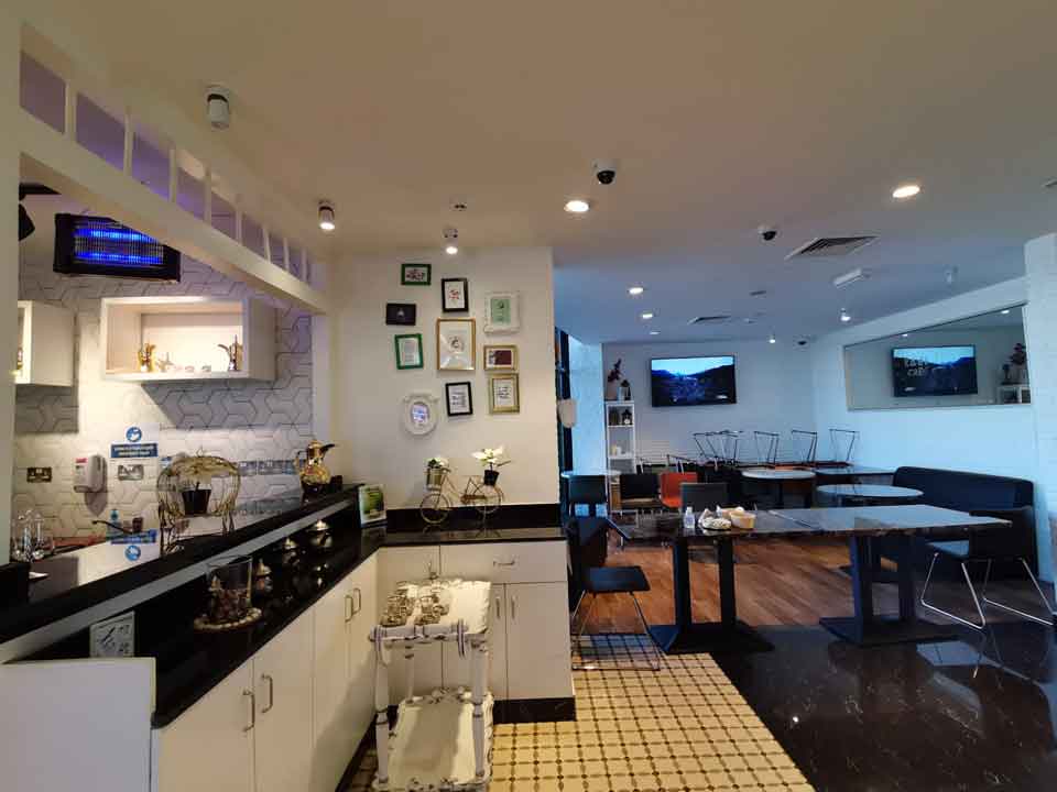 Unique cafe with massive growth | Maraasm Capital